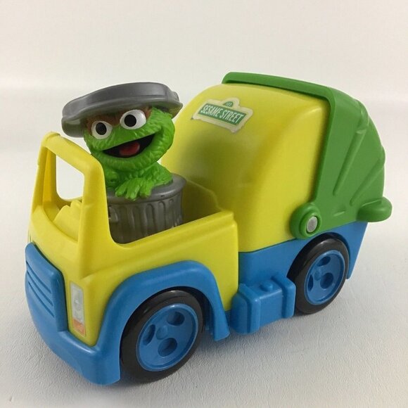 Hasbro | Toys | Sesame Street Muppets Push Along Garbage Truck Oscar ...